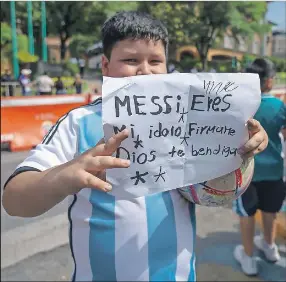 Locura regia por Leo Messi - PressReader