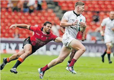 Nohamba, Van den Berg put Sharks to the sword - PressReader