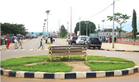 Kuimba à procura dos caminhos para o desenvolvi­mento económico ...
