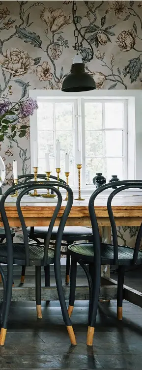 Dressed for DINNER - PressReader