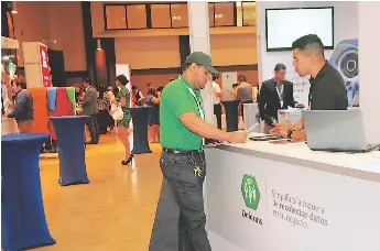 TIGO BUSINESS ExpONE innovacion­es digitales a Pymes EN fOrO maGISTral ...