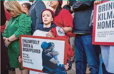 TRUMP WOULD ‘LOVE’ TO DEPORT U.S. CITIZENS - PressReader