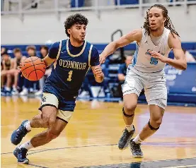 Panthers dominate 4th, roll over Hawks - PressReader