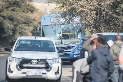 ‘Hitman’ kills woman, injures others on bus - PressReader