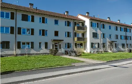 Streit in Lörrach: Mieter sollen Flüchtling­en weichen | Neuburger ...