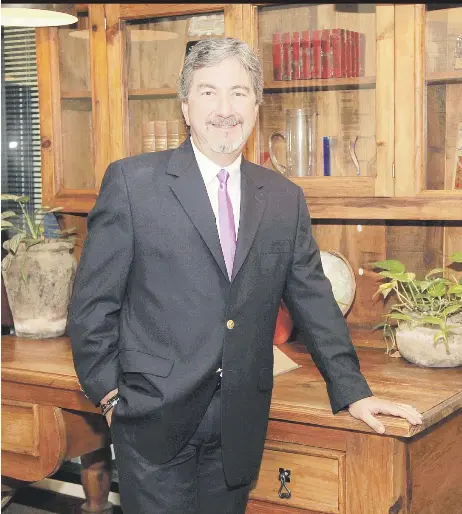 Histórico momento para el premio Vicente Suárez - PressReader