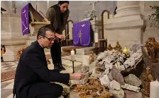 Christians in Bethlehem pay tribute to Gaza with nativity display ...