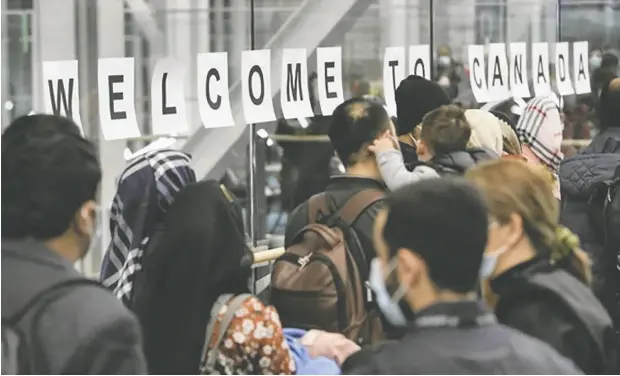 Majority of Canadians say high immigratio­n is fuelling housing crisis. - PressReader