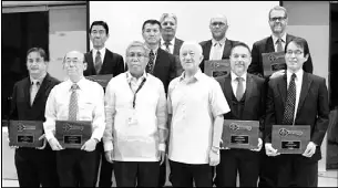 Foreign execs receive Key to Batangas Awards - PressReader