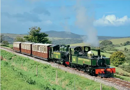Steam trio draw in the crowds for Exmoor steam gala - PressReader