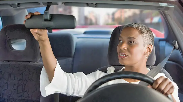 Driving safety tips every responsibl­e driver should know - PressReader
