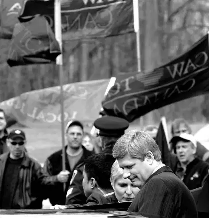 PM attacks Dion’s stand onAfghanis­tan | Toronto Star | PressReade­r